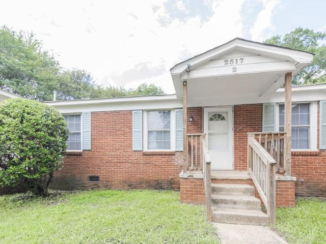 2 Bedroom Apartment for Rent at 2517 Hemphill St #2, Charlotte, NC 28208 Pinecrest