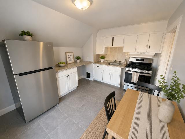 2 Bedroom Apartment for Rent at 254 S Whitney St, Hartford, CT 06105 West End