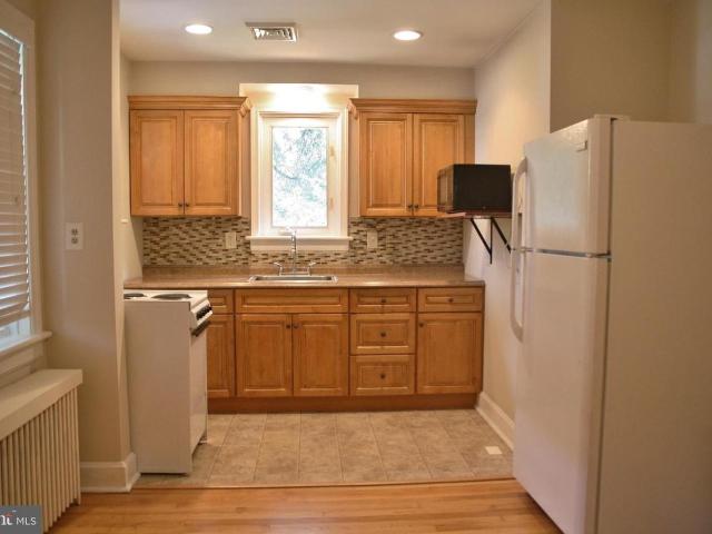 2 Bedroom Apartment for Rent at 2722 Walnut Street, Camp Hill, PA 17011