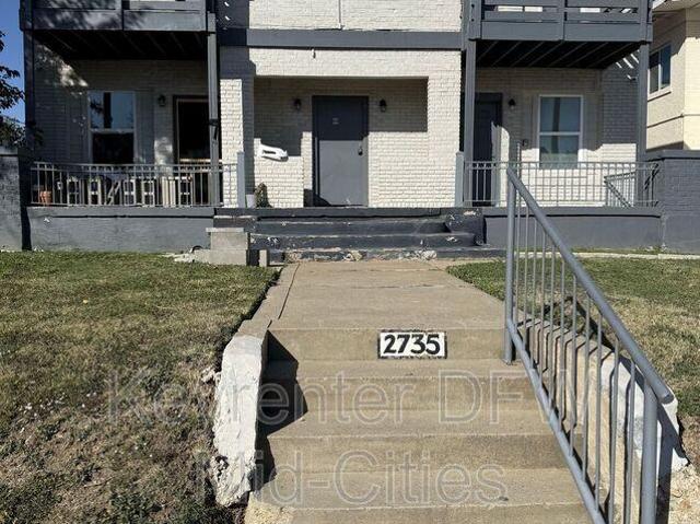 2 Bedroom Apartment for Rent at 2735 Purington Ave #202, Fort Worth, TX 76103 East Meadowbrook