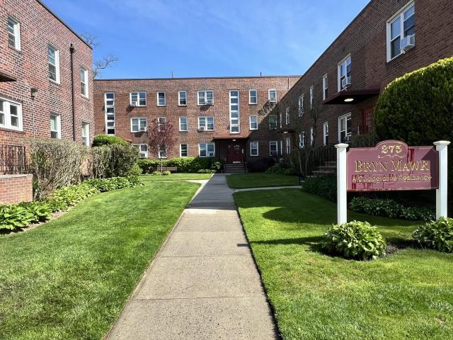 2 Bedroom Apartment for Rent at 275 Maple Ave #C7, Rockville Centre, NY 11570 Rockville Centre