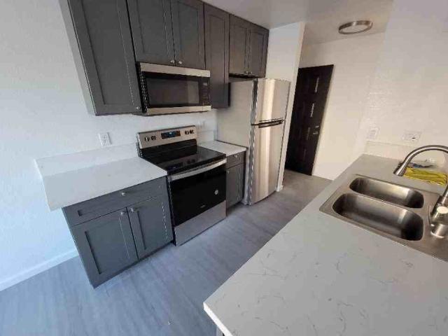2 Bedroom Apartment for Rent at 2771 Mountain Vista St Apt B, Las Vegas, NV 89121