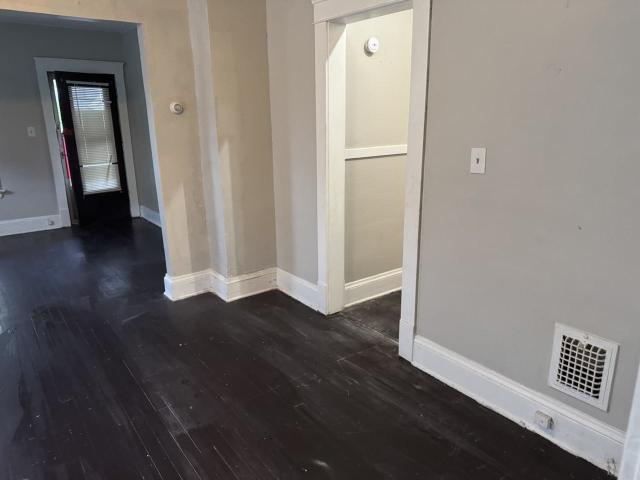 2 Bedroom Apartment for Rent at 2787 E 127th St #2, Cleveland, OH 44120 Buckeye Shaker