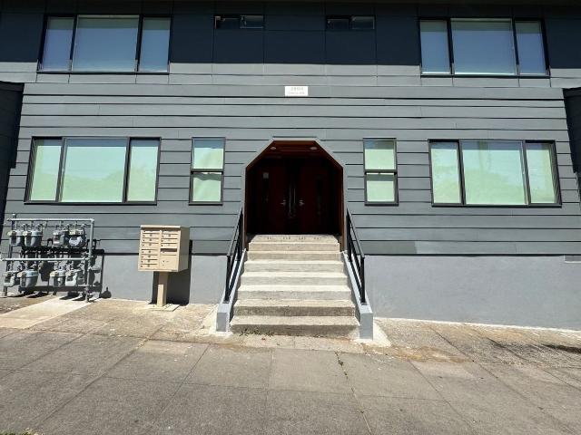 2 Bedroom Apartment for Rent at 2809 Se Washington St, Portland, OR 97214 Sunnyside