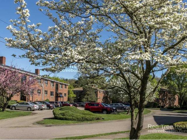 2 Bedroom Apartment for Rent at 280 Grove St #2, Newton, MA 02466 Auburndale