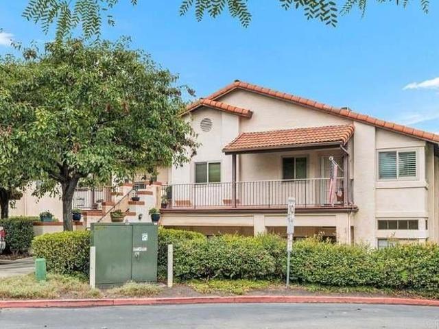 2 Bedroom Apartment for Rent at 2812 Chatsworth Way, Carlsbad, CA 92010