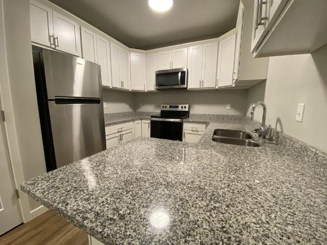 2 Bedroom Apartment for Rent at 2916 30th Ave S #C, Minneapolis, MN 55406 Longfellow