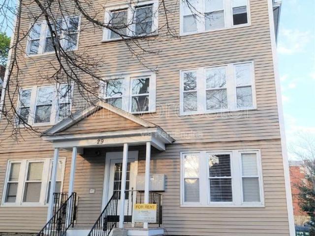 2 Bedroom Apartment for Rent at 29 Loxwood St #1L, Worcester, MA 01604 Vernon Hill