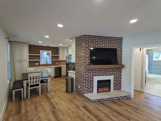 2 Bedroom Apartment for Rent at 29 Woodrow Ave #1, Asheville, NC 28801 Five Points