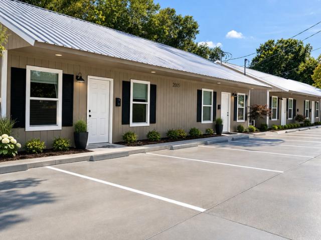 2 Bedroom Apartment for Rent at 2002 Grammont St #2002A, Monroe, LA 71201