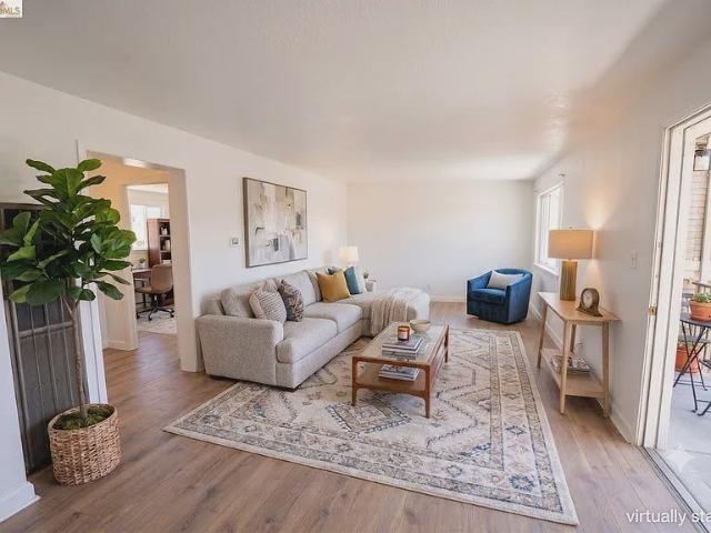 2 Bedroom Apartment for Rent at 2015 Hearst Ave #3, Berkeley, CA 94709