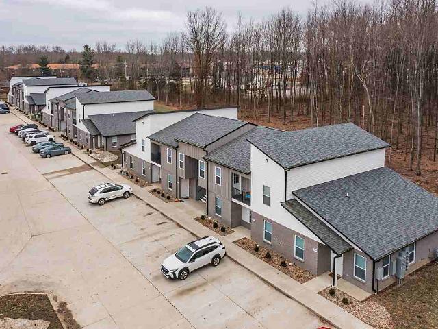 2 Bedroom Apartment for Rent at 202 Court Yard Lane, Amelia, OH 45102
