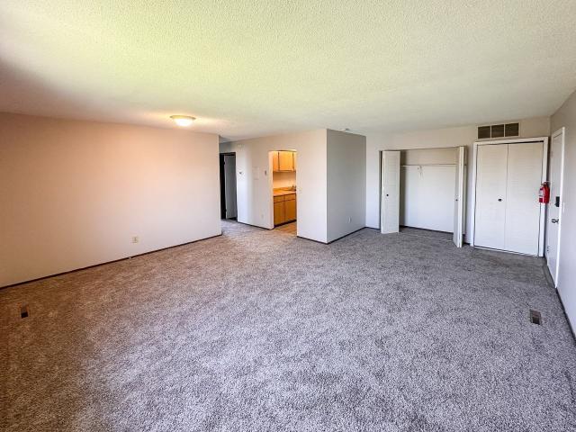 2 Bedroom Apartment for Rent at 2035 Inverway Ct, Kalamazoo, MI 49009