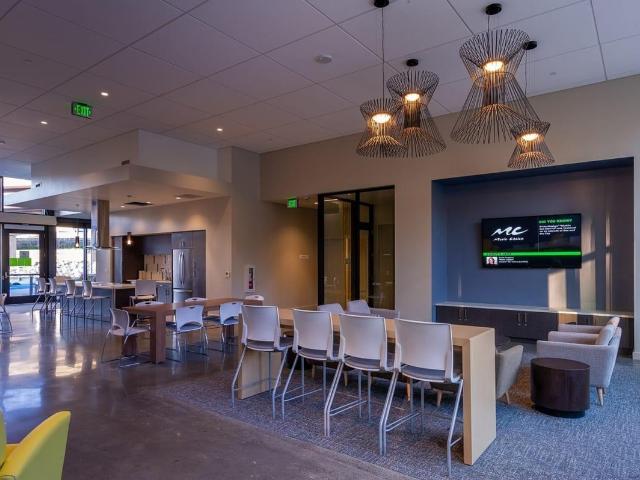 2 Bedroom Apartment for Rent at 2045 S River Pkwy, Portland, OR 97201 Downtown Portland