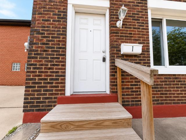 2 Bedroom Apartment for Rent at 2106 Broadway Avenue #1, Pittsburgh, PA 15216 Beechview