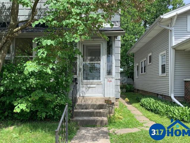 2 Bedroom Apartment for Rent at 2111 S Garfield Dr, Indianapolis, IN 46203 Near Southside