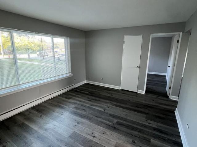 2 Bedroom Apartment for Rent at 2113 119th St #6, Blue Island, IL 60406
