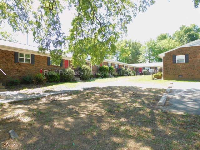 2 Bedroom Apartment for Rent at 2118 Everitt St #K, Greensboro, NC 27401