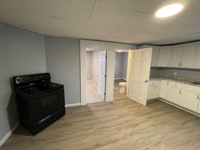2 Bedroom Apartment for Rent at 211 Douglas St, Manchester, NH 03102 Piscataquog