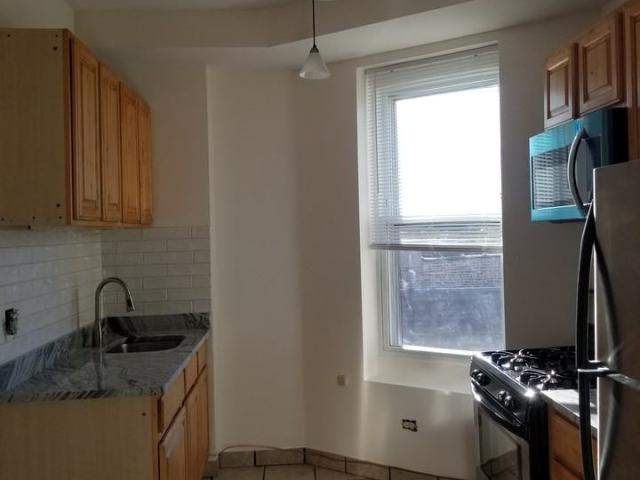 2 Bedroom Apartment for Rent at 2131 W 24th St #3rdFL, Chicago, IL 60608 Lower West Side