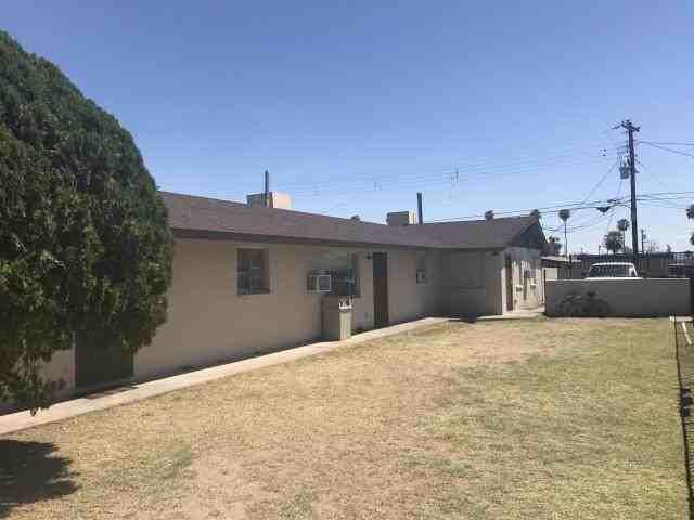 2 Bedroom Apartment for Rent at 2139 W Glenrosa Ave #2, Phoenix, AZ 85015