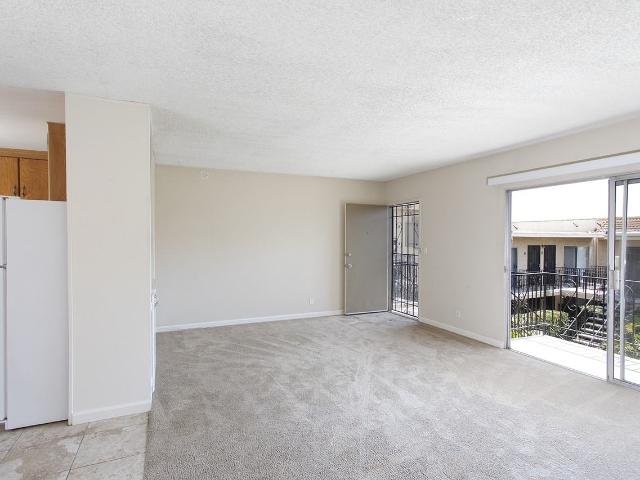 2 Bedroom Apartment for Rent at 2150 Thomas Ave, San Diego, CA 92109 Pacific Beach