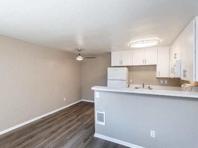 2 Bedroom Apartment for Rent at 215 Bayview St, San Rafael, CA 94901 Gerstle Park