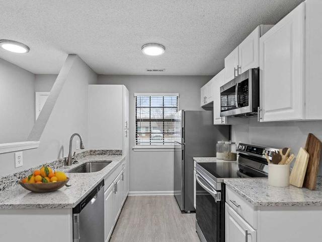2 Bedroom Apartment for Rent at 215 Kentucky Dr, Garner, NC 27529