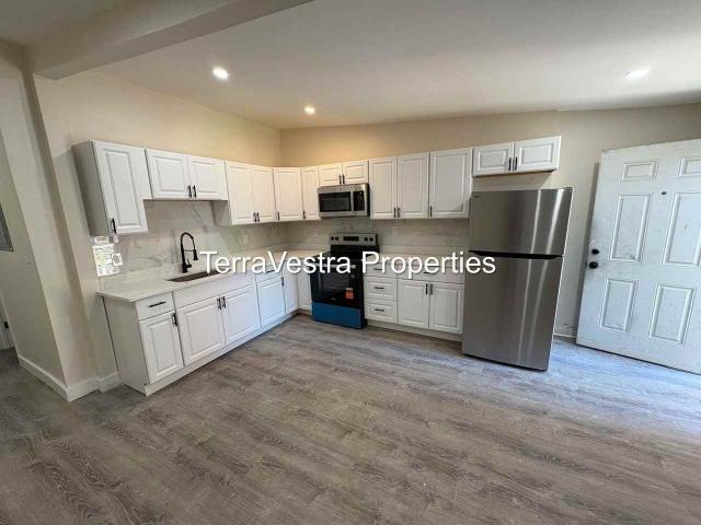 2 Bedroom Apartment for Rent at 216 E Broadway, Salem, NJ 08079