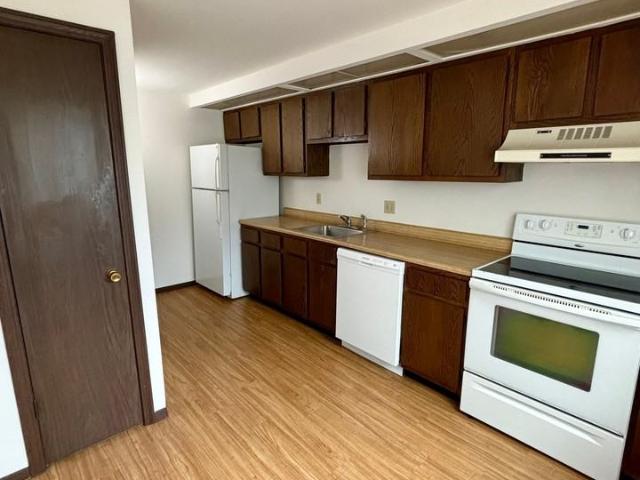 2 Bedroom Apartment for Rent at 21 Barton Ct #21 04, Kenmore, NY 14217