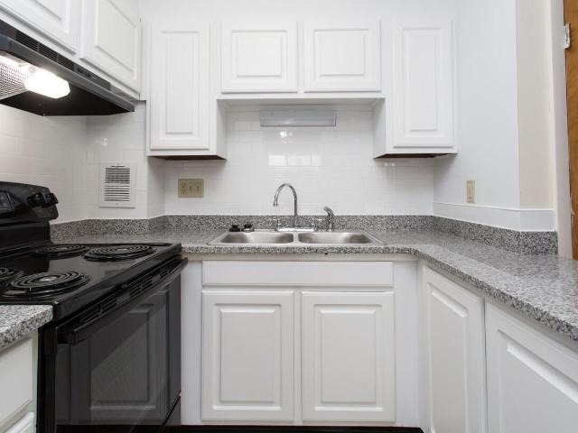 2 Bedroom Apartment for Rent at 21 Lakeview Gdns #918, Natick, MA 01760