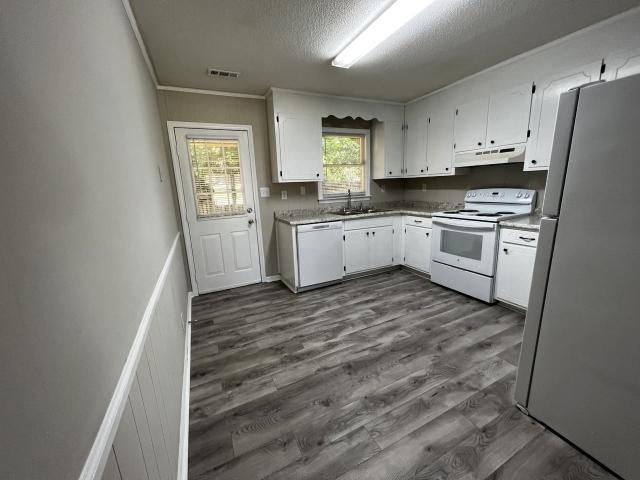 2 Bedroom Apartment for Rent at 223 Welch Ave #A, Gastonia, NC 28054