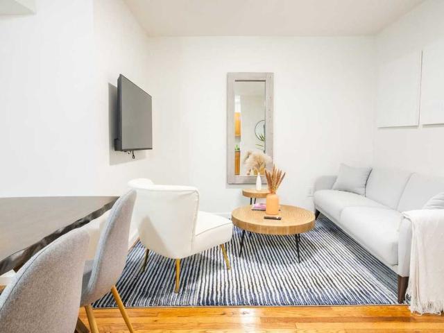 2 Bedroom Apartment for Rent at 220 E 49th St #1021974P, New York, NY 10017 Turtle Bay