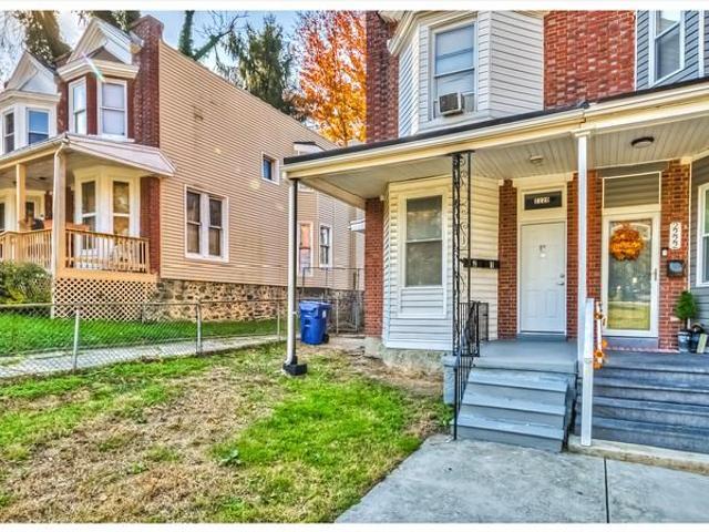 2 Bedroom Apartment for Rent at 2220 Lyndhurst Ave #1, Baltimore, MD 21216 Mount Holly