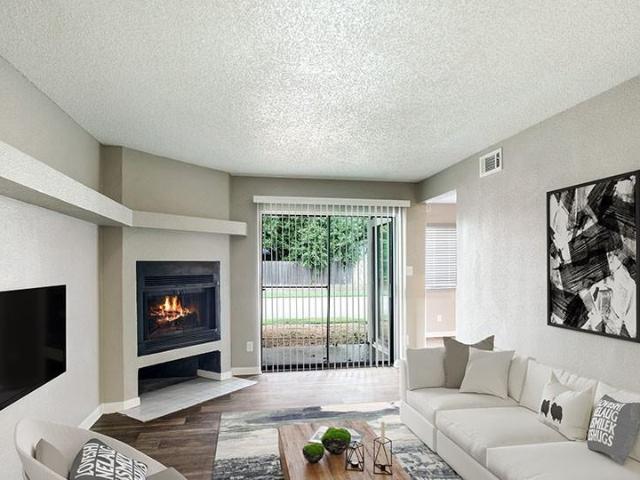 2 Bedroom Apartment for Rent at 2317 Windsprint Way #1228, Arlington, TX 76014
