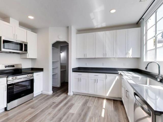 2 Bedroom Apartment for Rent at 2336 Channing Way #A, Berkeley, CA 94704 Southside