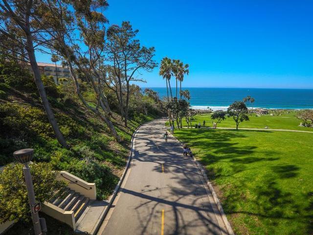2 Bedroom Apartment for Rent at 23731 Mariner Dr, Dana Point, CA 92629