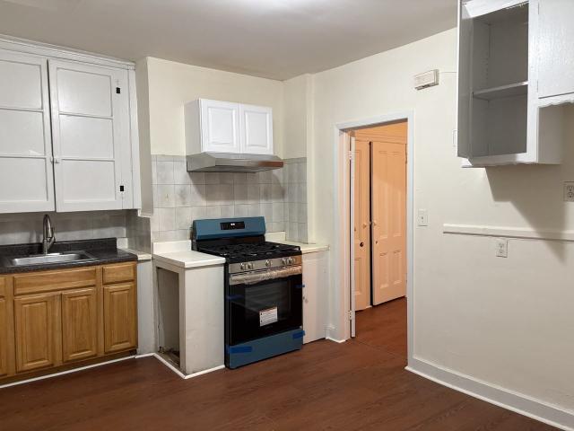 2 Bedroom Apartment for Rent at 23 1/2 Merchant Street #1, Newark, NJ 07105 North Ironbound