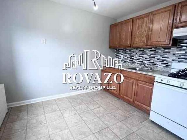 2 Bedroom Apartment for Rent at 343 Schley Street #E9, Newark, NJ 07112 Weequahic