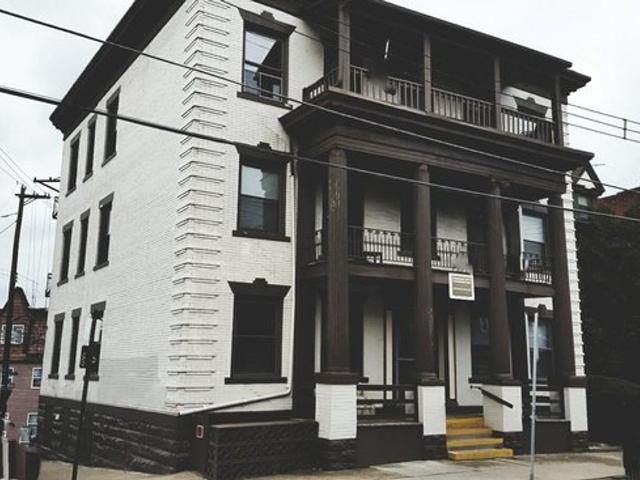 2 Bedroom Apartment for Rent at 3441 Ward St #6, Pittsburgh, PA 15213 Central Oakland