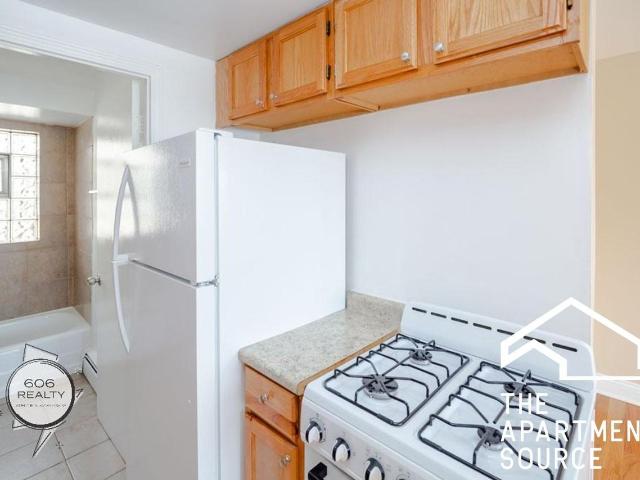 2 Bedroom Apartment for Rent at 3443 S Central Ave #5, Cicero, IL 60804