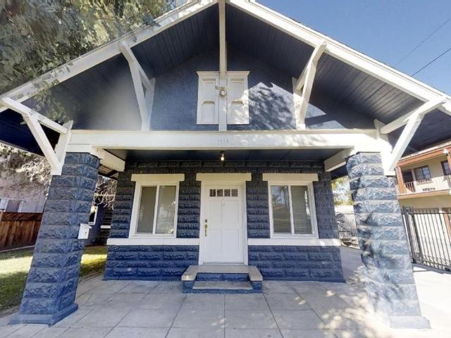 2 Bedroom Apartment for Rent at 3455 Fairmount Blvd, Riverside, CA 92501 Downtown Riverside