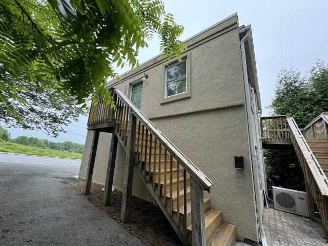2 Bedroom Apartment for Rent at 346 E Independence Blvd, Mount Airy, NC 27030