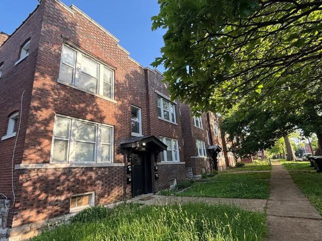 2 Bedroom Apartment for Rent at 3541 Oregon Ave #2N, St. Louis, MO 63118 Gravois Park