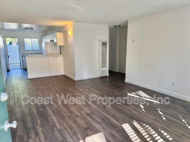 2 Bedroom Apartment for Rent at 3551 Roosevelt St #C, Carlsbad, CA 92008