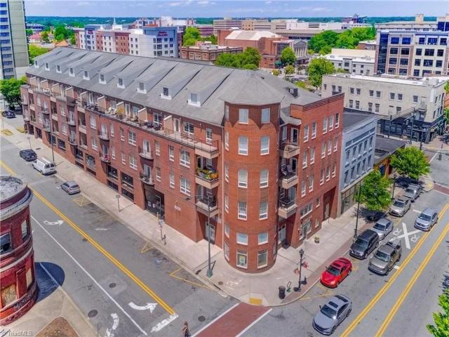 2 Bedroom Apartment for Rent at 360 S Elm St #211, Greensboro, NC 27401 Downtown Greensboro