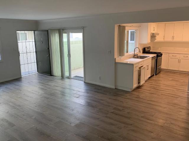 2 Bedroom Apartment for Rent at 3626 Redondo Beach Boulevard #C, Torrance, CA 90504 Northwest Torrance