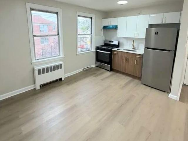 2 Bedroom Apartment for Rent at 36 Irving Street #9, Newark, NJ 07104 North Broadway