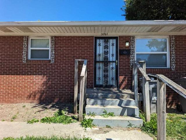 2 Bedroom Apartment for Rent at 3701 N Emerson Ave, Indianapolis, IN 46218 Arlington Woods