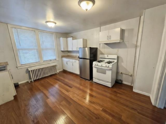 2 Bedroom Apartment for Rent at 3802 Butternut St #2, East Chicago, IN 46312
